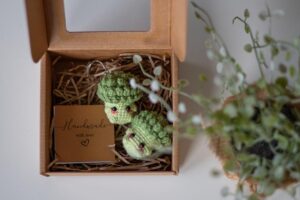 Cute crochet broccoli keychain - Amigurumi Toys